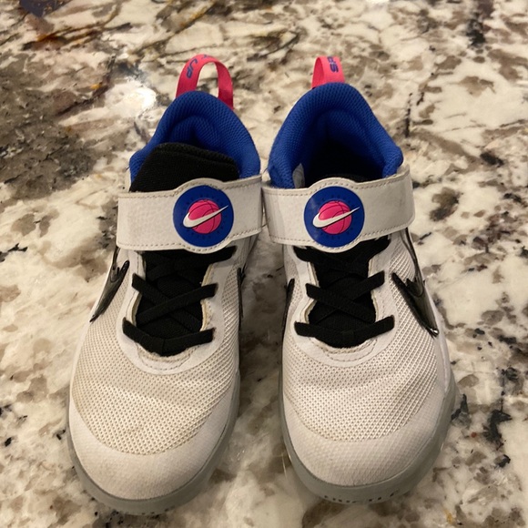 Nike | Shoes | Nike Hustle Space Jam Basketball Shoes | Poshmark